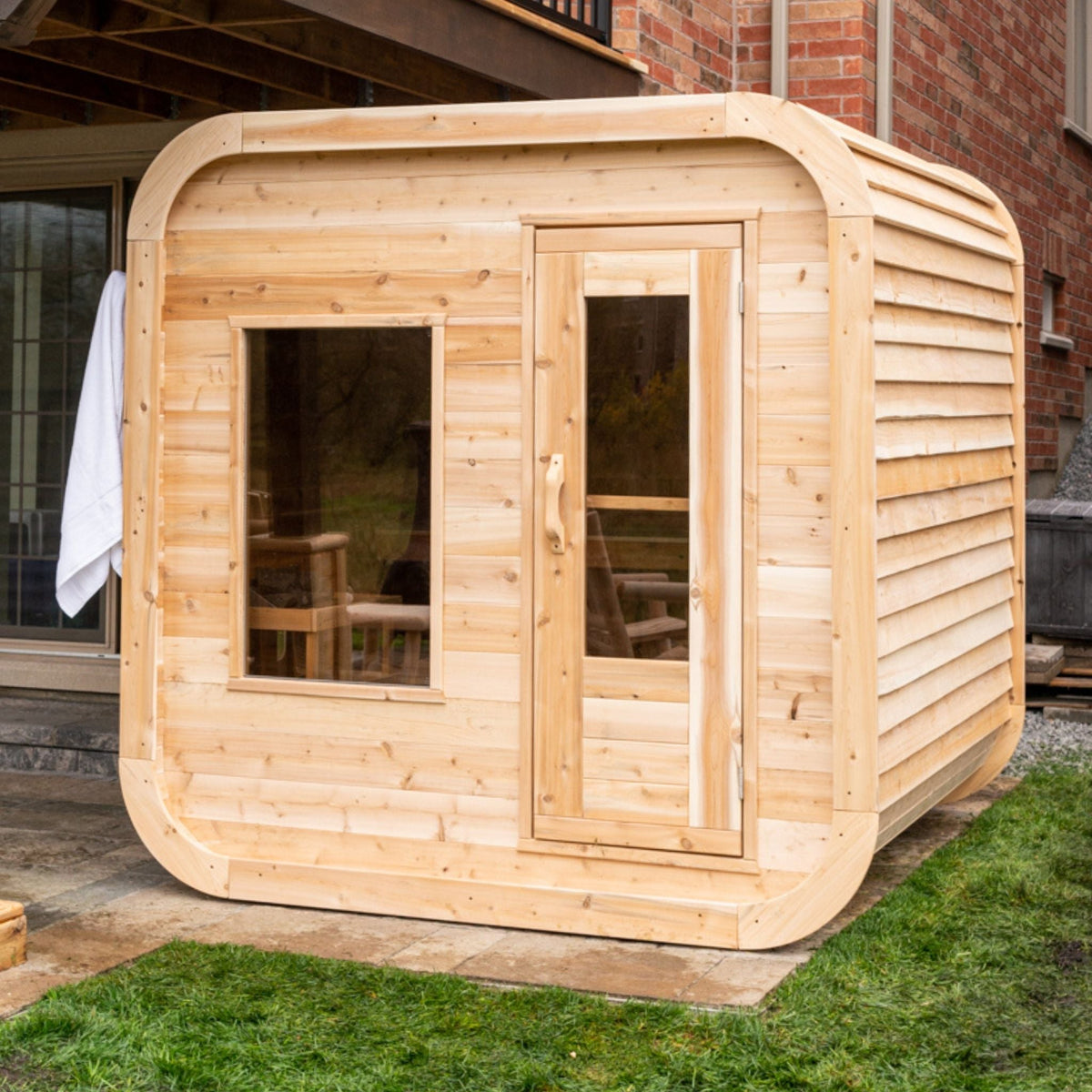 Luna Cube Sauna in White Cedar 7 Ft - Outdoor Sauna